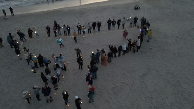 Cape-May-whale-protest-whale-tale-people – Watts Up With That?